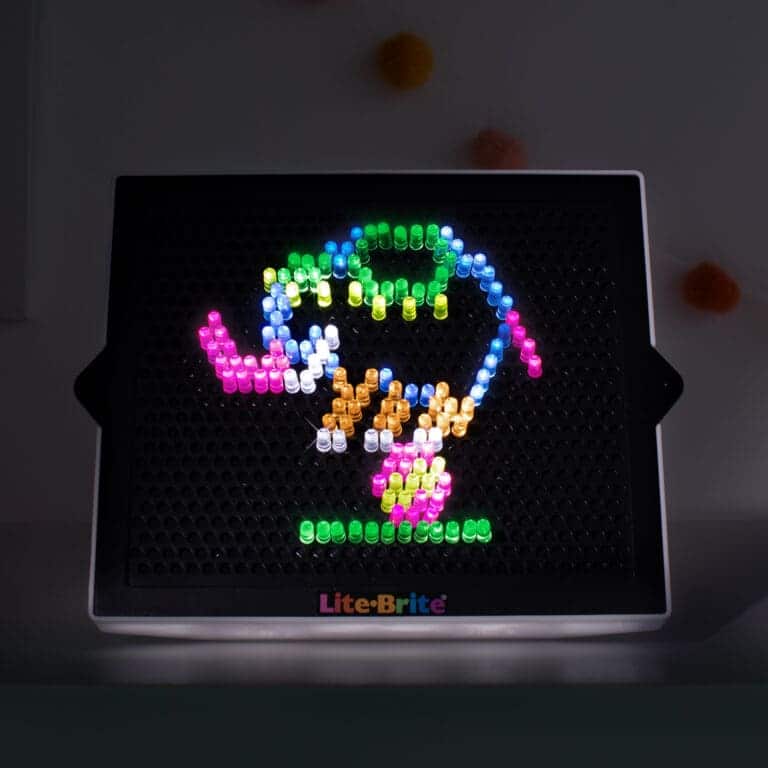 Lite Brite - Lite-Brite Classic - Favorite Retro Toy | BasicFun!