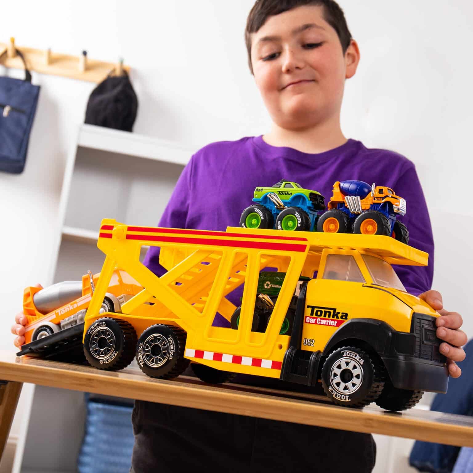Tonka Steel Classics, Classic Car Carrier | BasicFun!