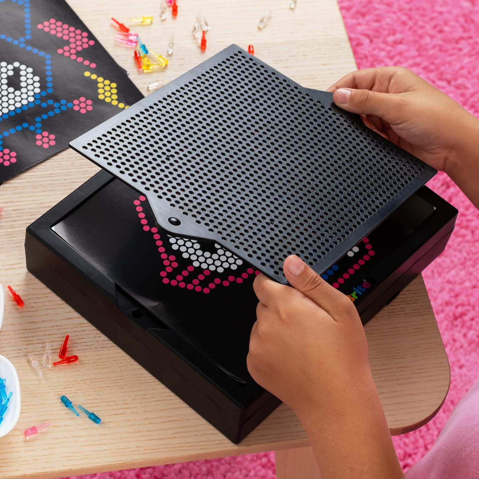 Lite-Brite, Super Bright HD - Hello Kitty Edition | BasicFun!