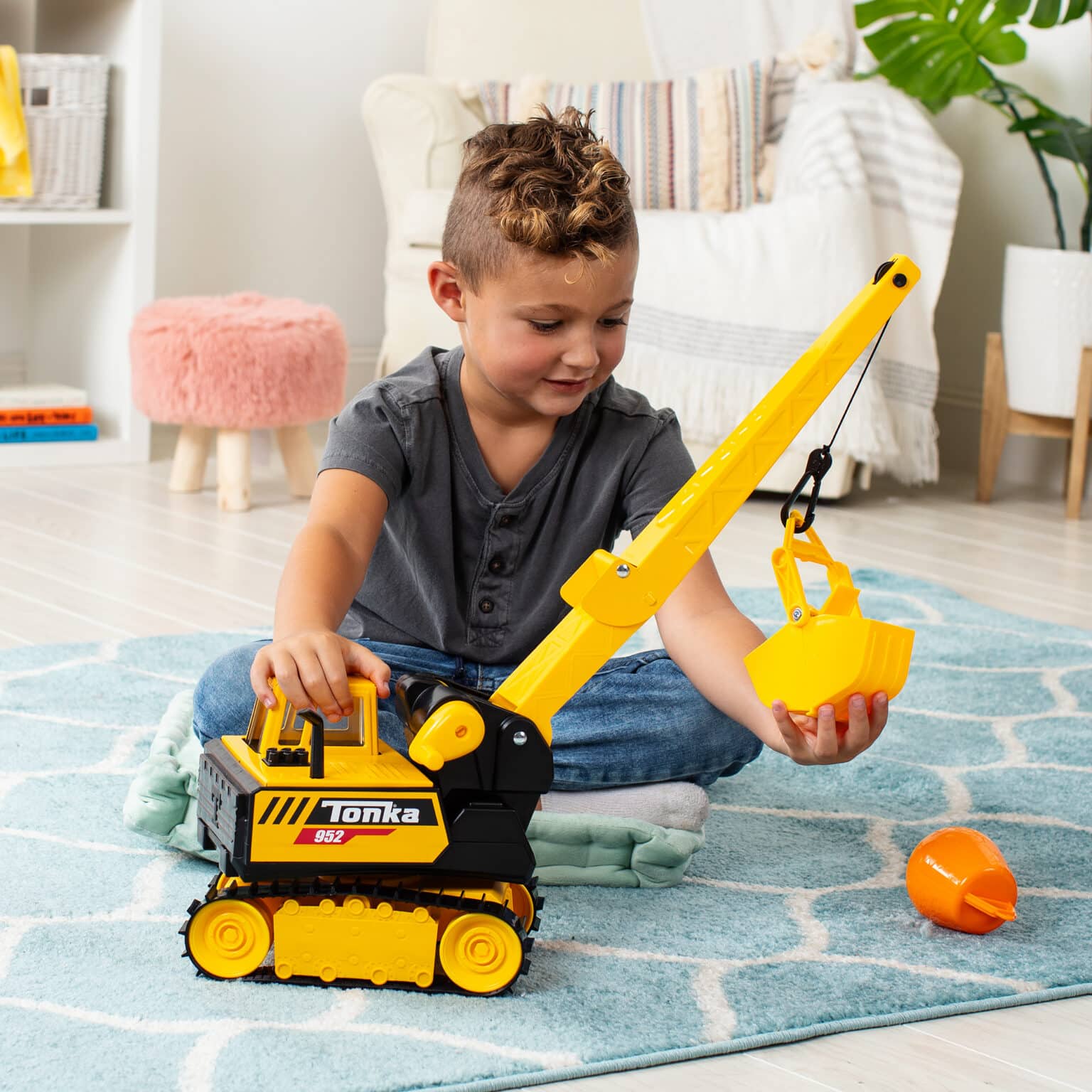 Tonka - Steel Classics 2-in-1 Wrecking Ball & Crane | BasicFun!