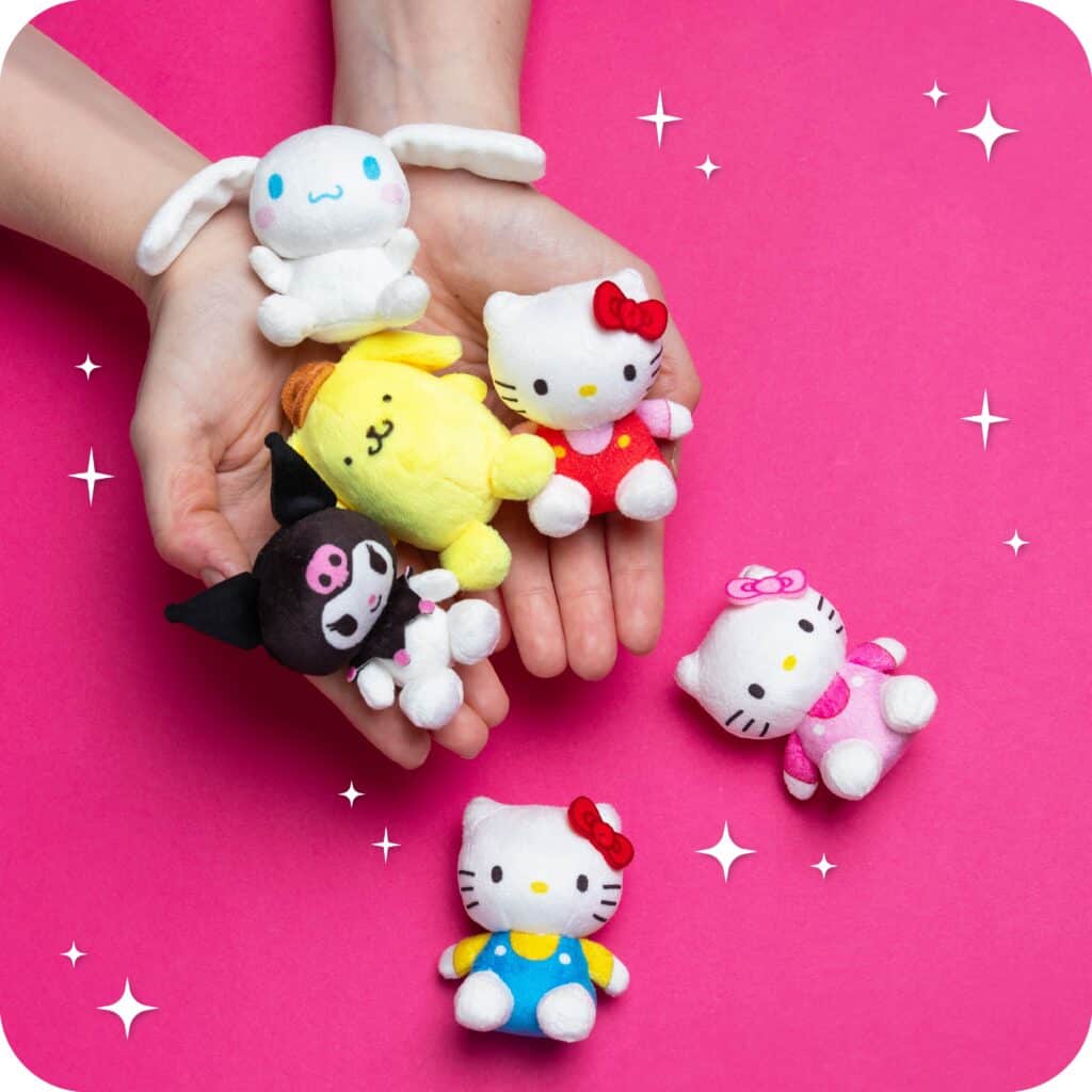 Micro Teenies - Care Bears 5-Pack Treasure Box | BasicFun!