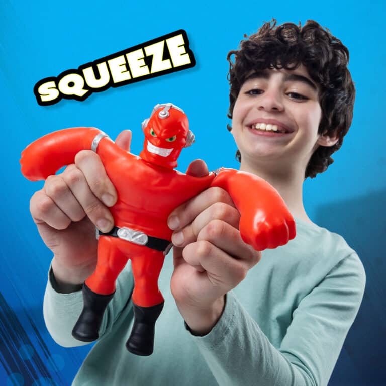 Stretch Armstrong - Vac-Man | BasicFun!